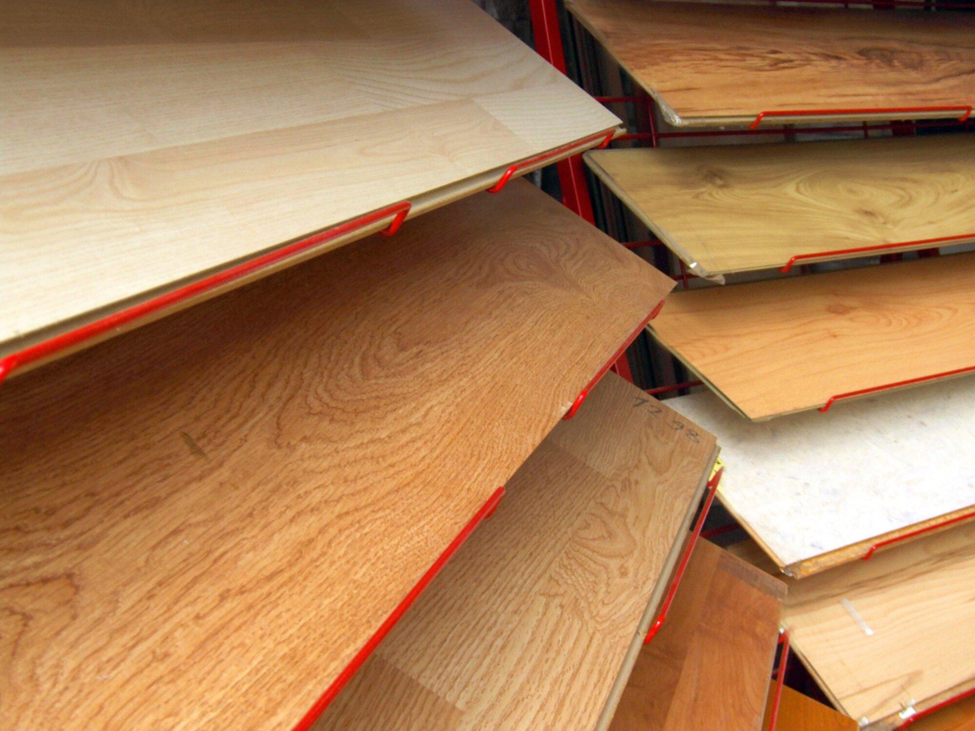 Maple Leaf Flooring | Vinyl Plank vs. Tile: Choosing the Right Flooring ...